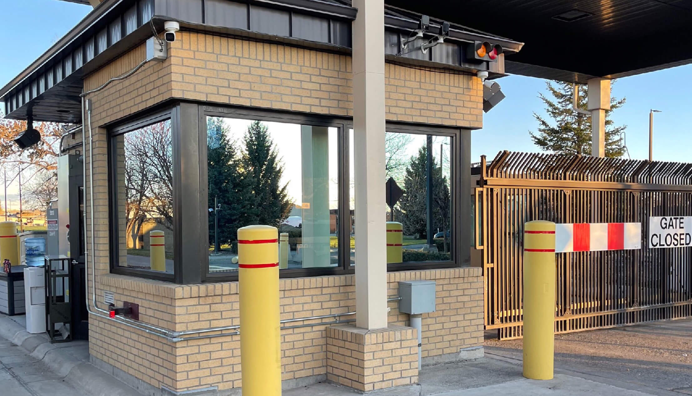 Data Center Security | Bullet-Resistant Doors, Windows & Booths